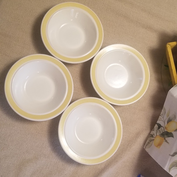 USA Stamped | Dining | Vintage Usa Royal Yellow Serving Bowls Heavy Mcm ...
